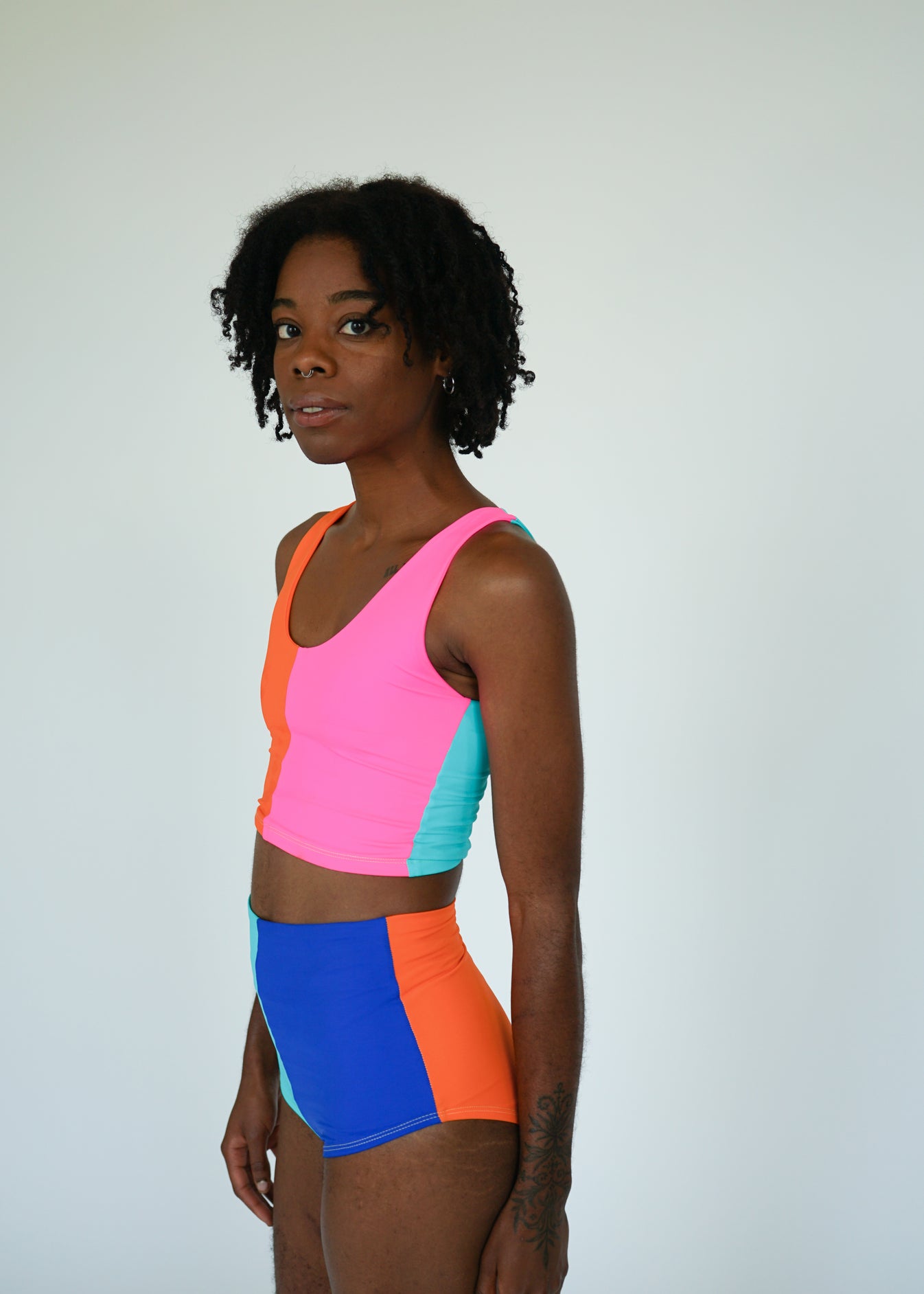 SWIM TANK / BEACH BALL – STATE